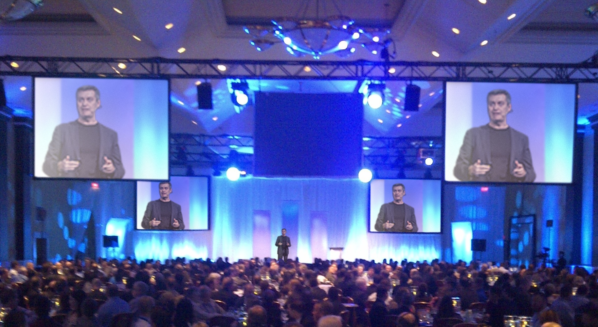 Information and Tips for People Who Hire a Keynote Speaker